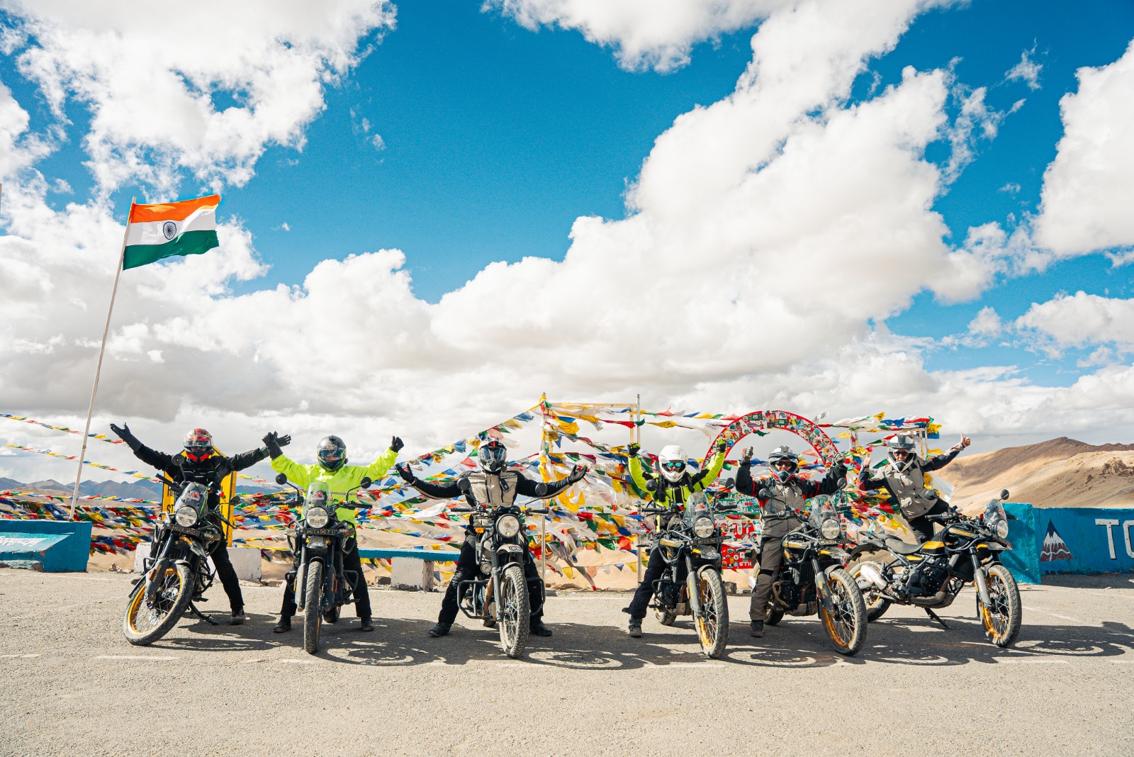 11-Day Himalayas Motorbike Tour to Ladakh — Royal Enfield Expedition ...
